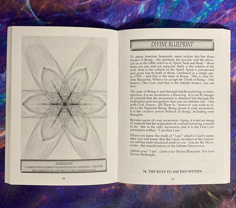 64 Card Sacred Geometry DNA Activating Oracle Deck, Book and Box set ...